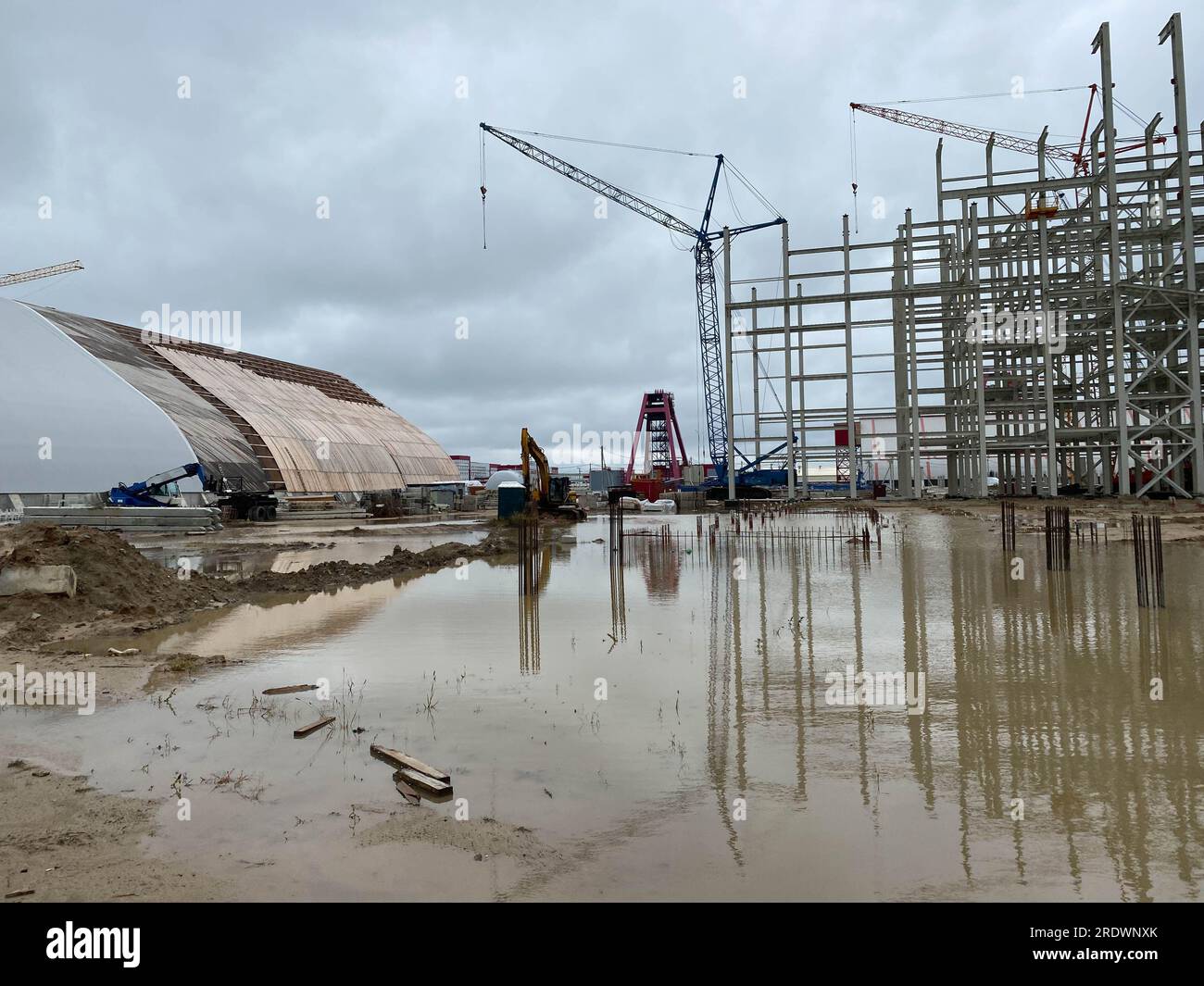 Construction Site, construction machinery, bulldozer, excavation ...
