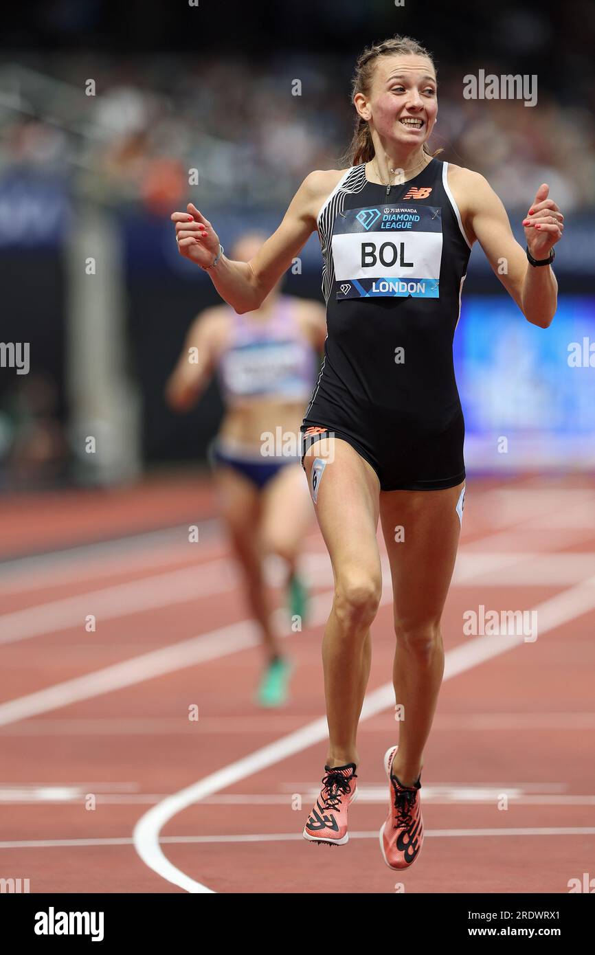 Femke BOL celebrating after breaking the European 400m Hurdles record ...