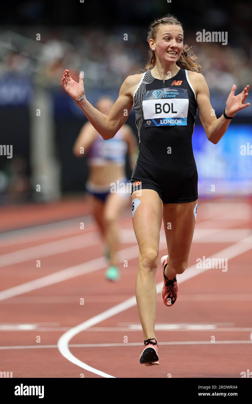 Femke BOL celebrating after breaking the European 400m Hurdles record ...