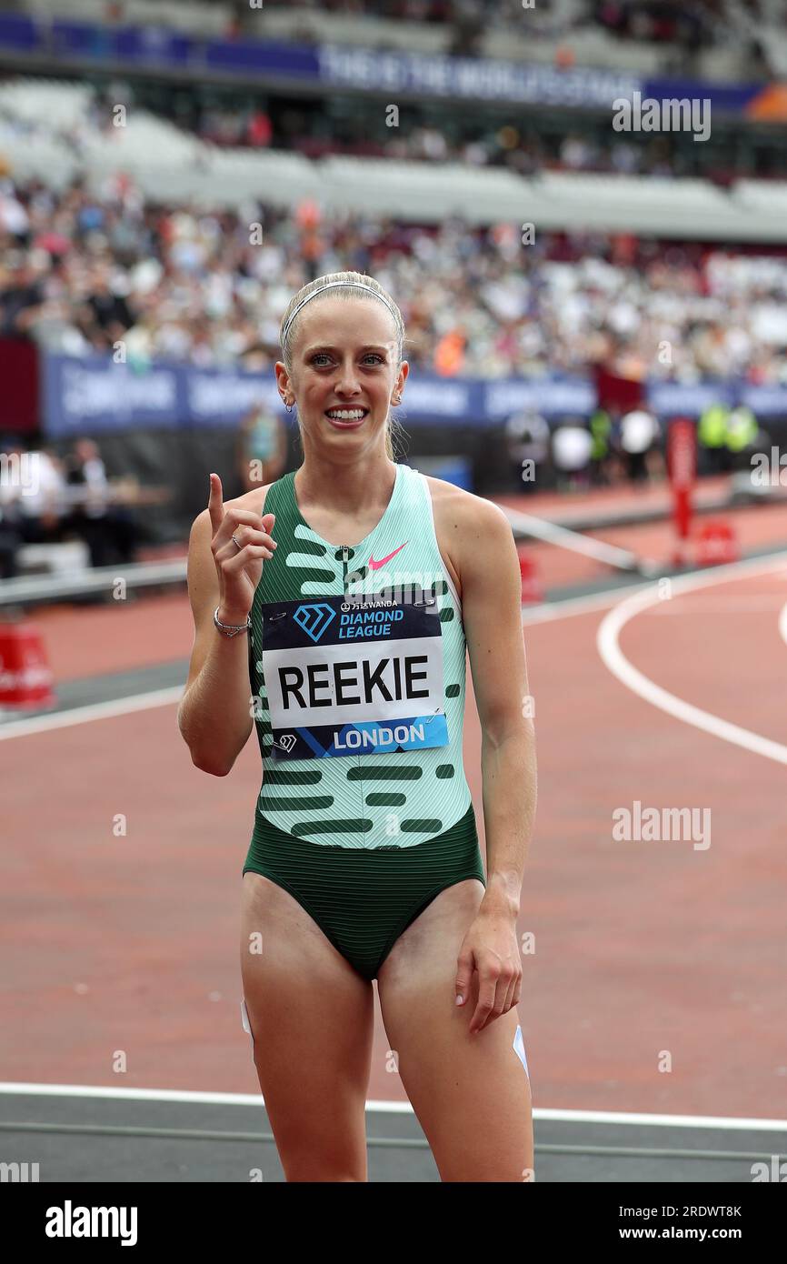 Jemma REEKIE celebrating after winning the 800m at the Wanda Diamond ...
