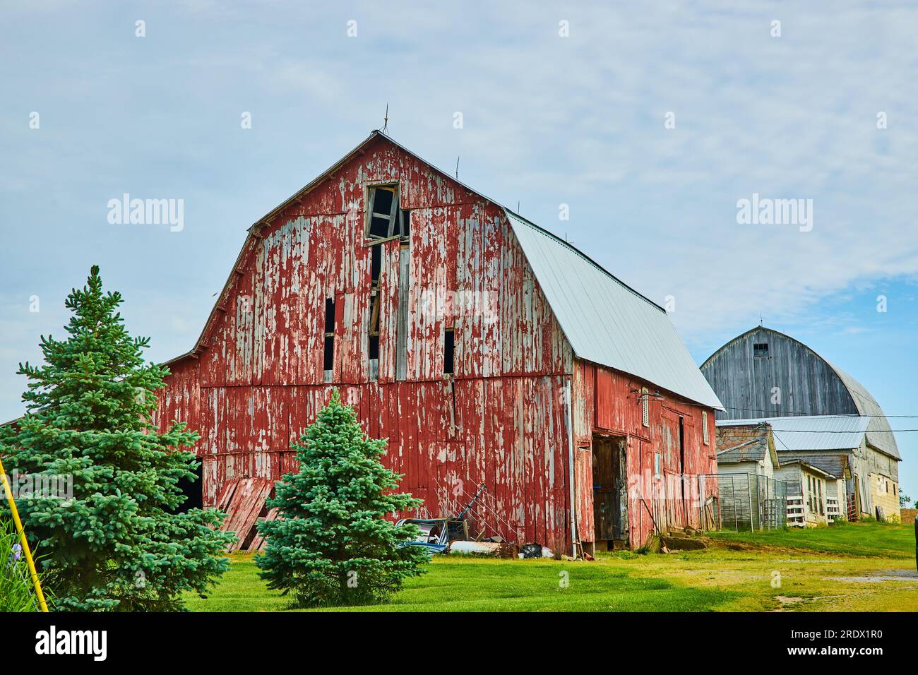 Red barn paint hi-res stock photography and images - Alamy