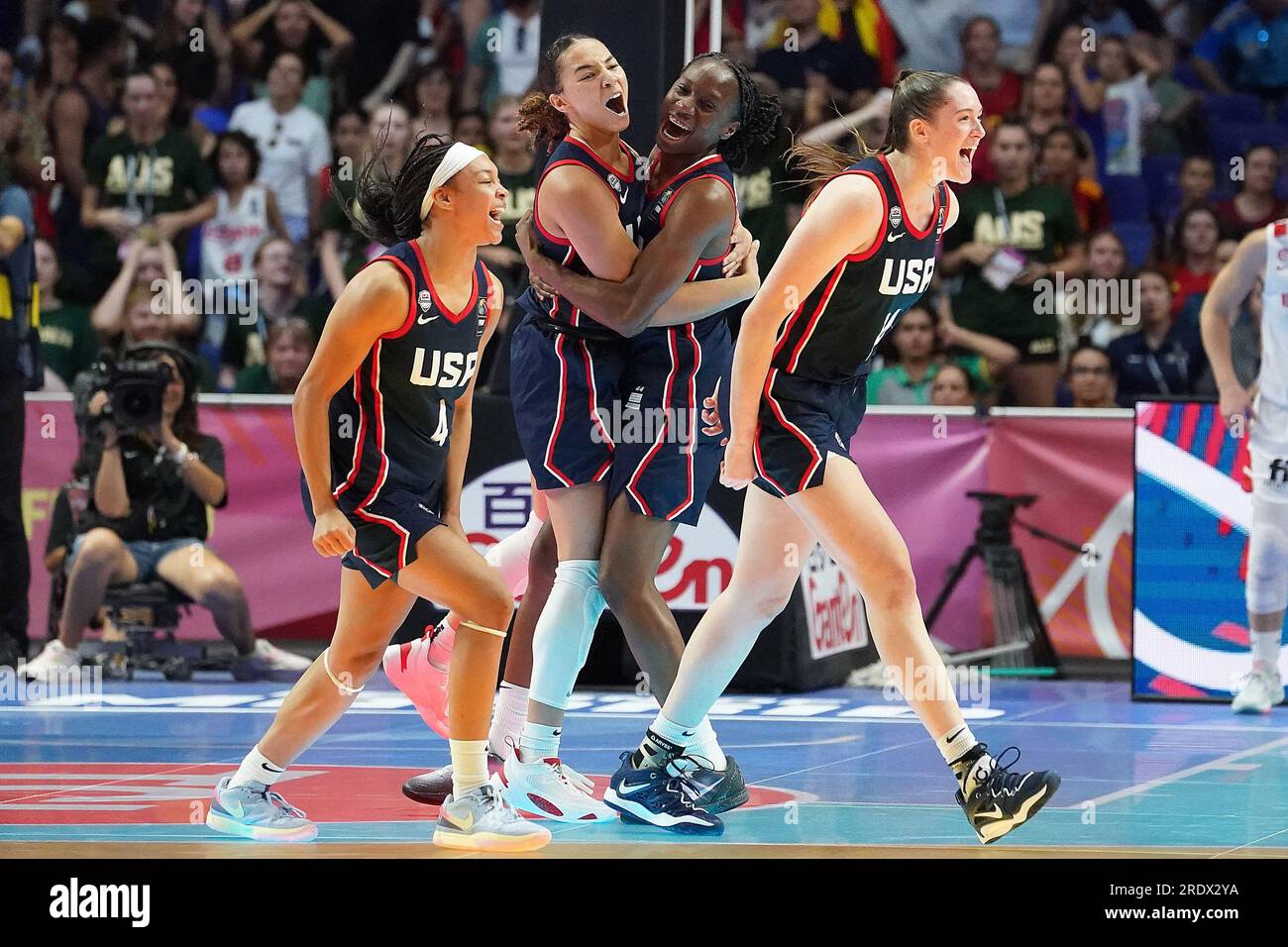 Madrid, Spain. 23rd July, 2023. USA's Hannah Hidalgo, Grace Van Slooten ...