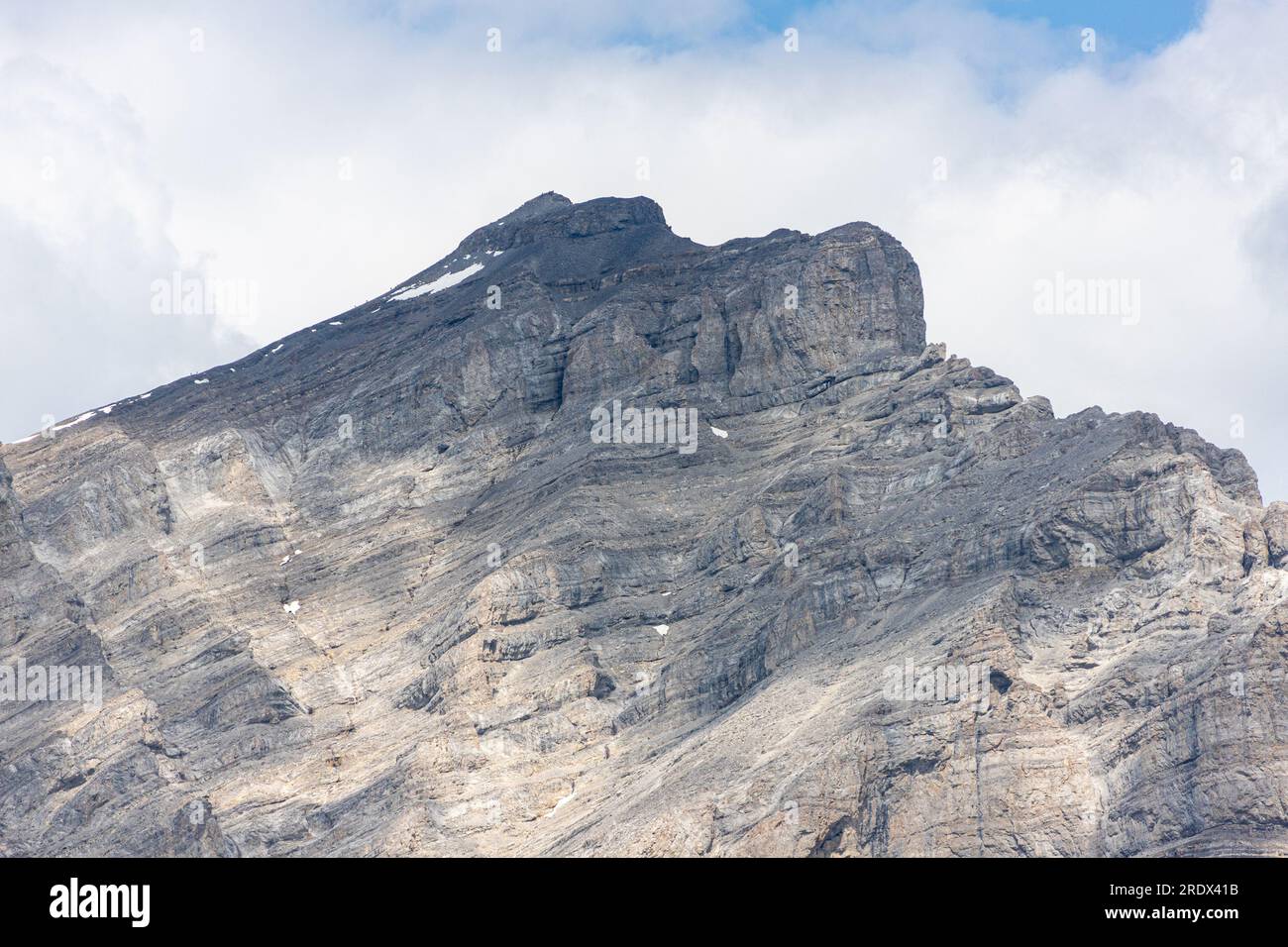 Zoomed focus on the summit of Cascade Mountain in the Bow River Valley ...
