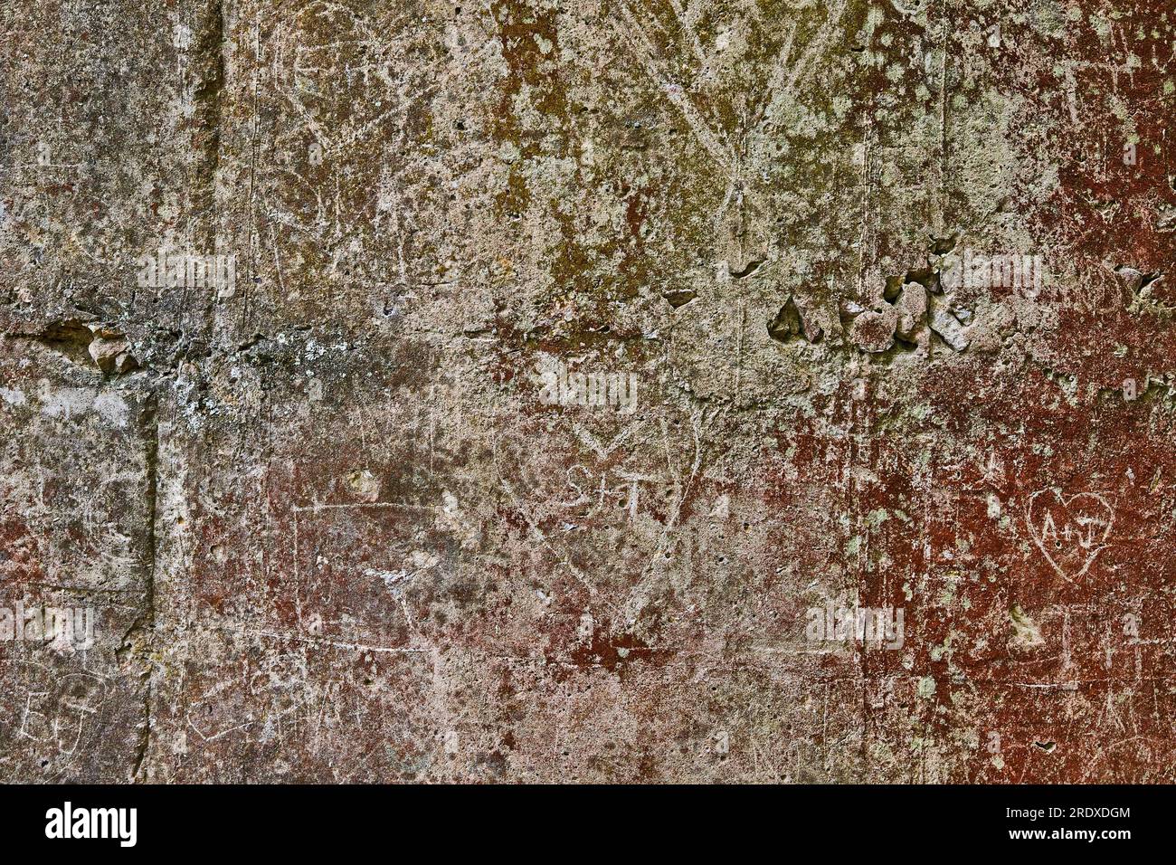 Scratch marks on concrete wall hi-res stock photography and images - Alamy