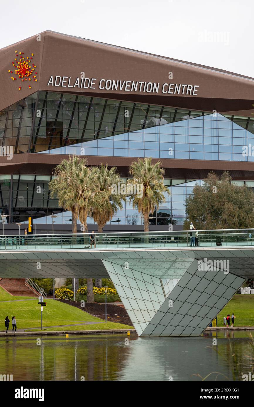 A landscape of the Adelaide cityscape with the River Torrens foot ...