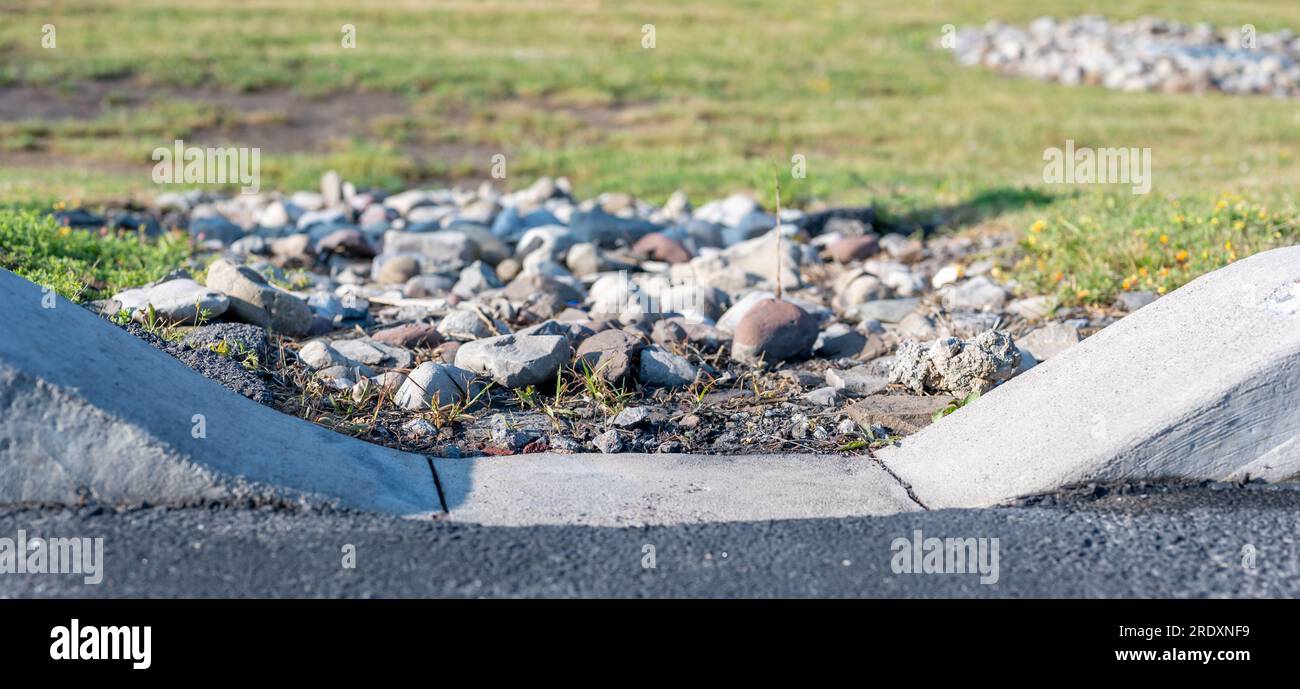 Parking lot drainage hi-res stock photography and images - Alamy