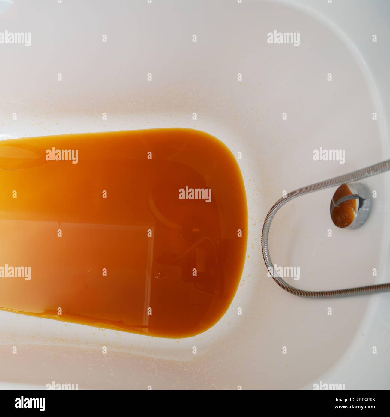 Bathtub filled dirty water hi-res stock photography and images - Alamy