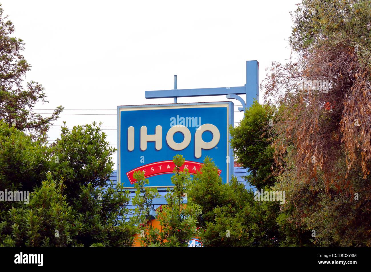 Ihop restaurant logo hi-res stock photography and images - Alamy