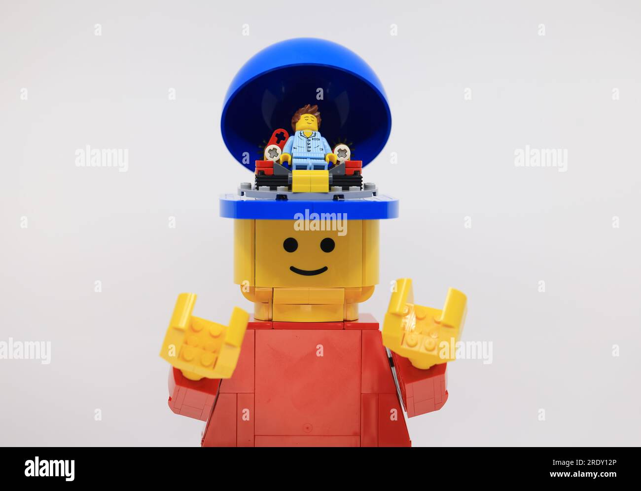 Lego head sad hi-res stock photography and images - Alamy