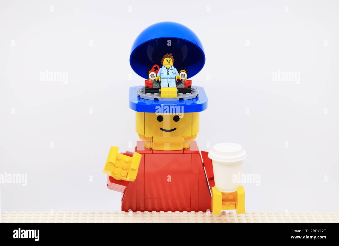 Lego head sad hi-res stock photography and images - Alamy