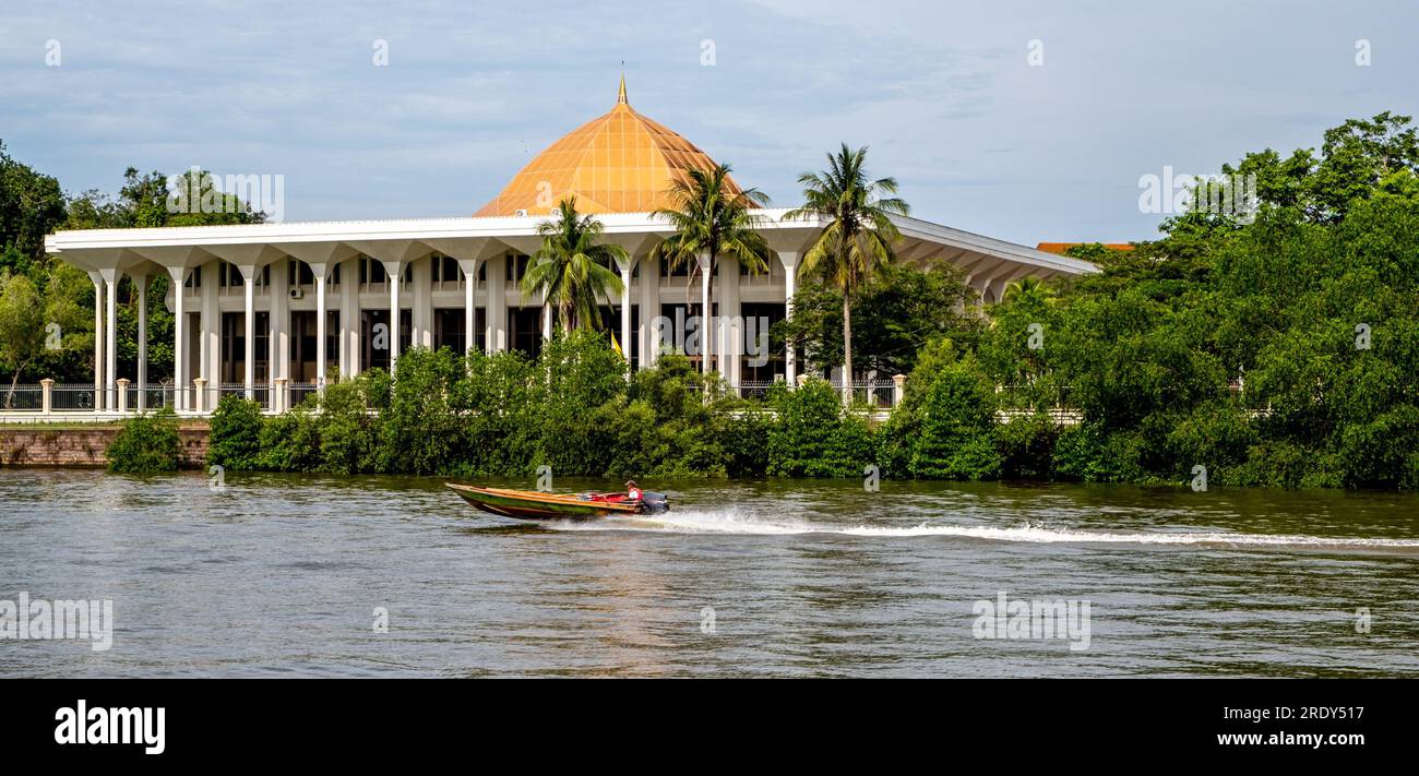 Brunei Supreme Court in Bandar Seri Begawan Stock Photo - Alamy