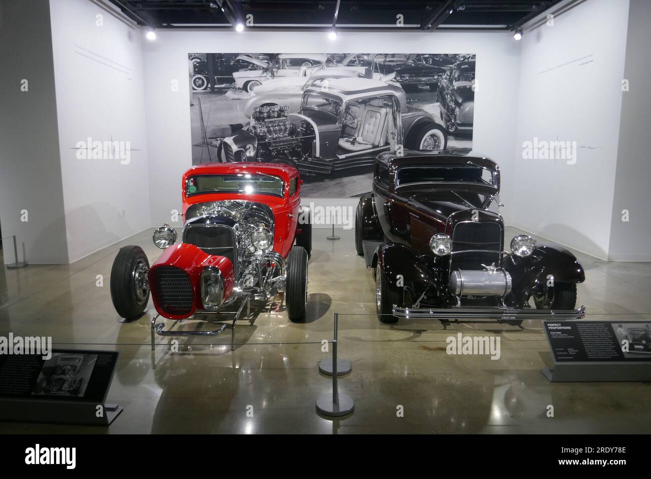 Los Angeles, California, USA 26th July 2022 Cars at Peterson Automotive ...