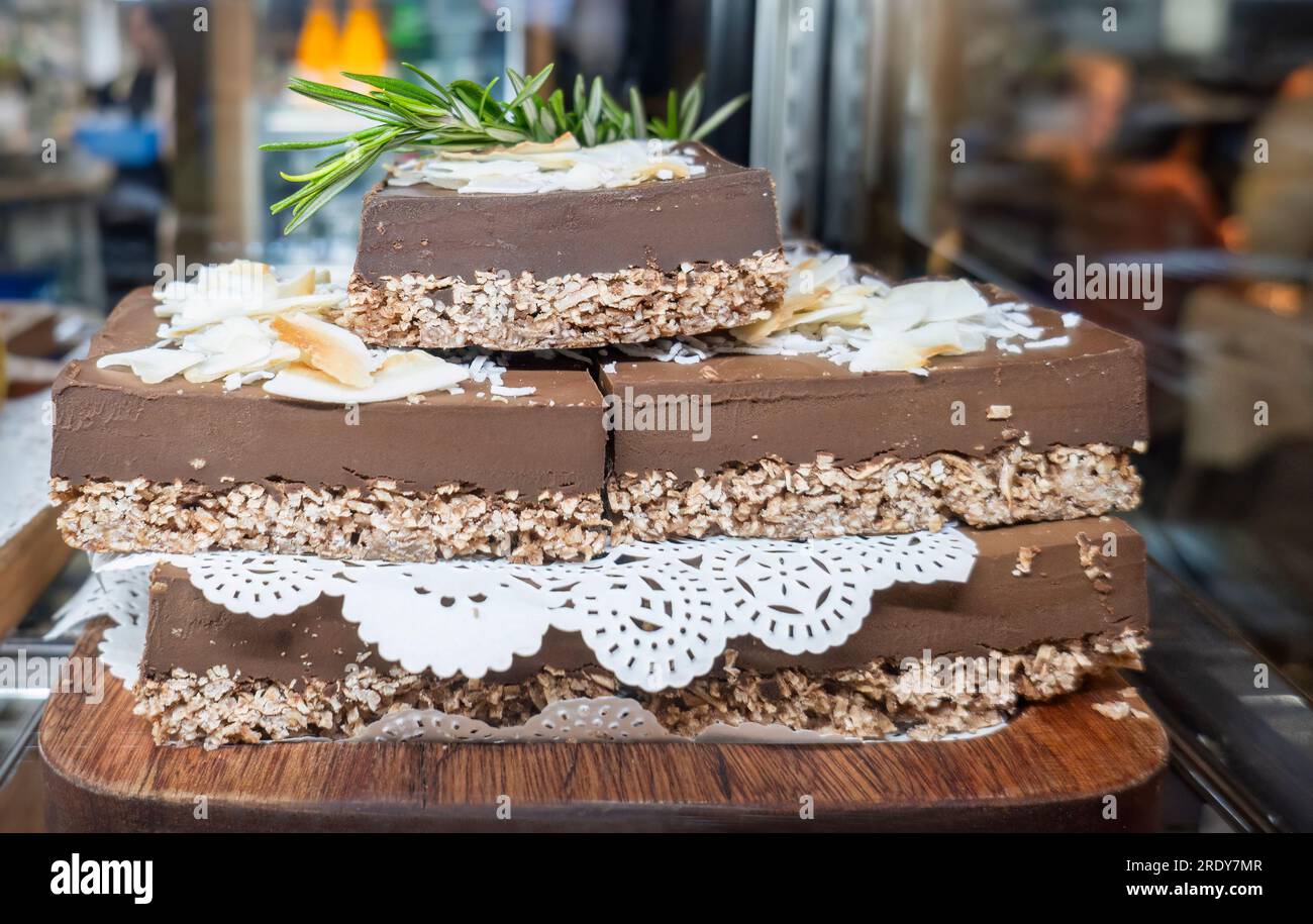 Chocolate slices on display at a café in Auckland Stock Photo - Alamy