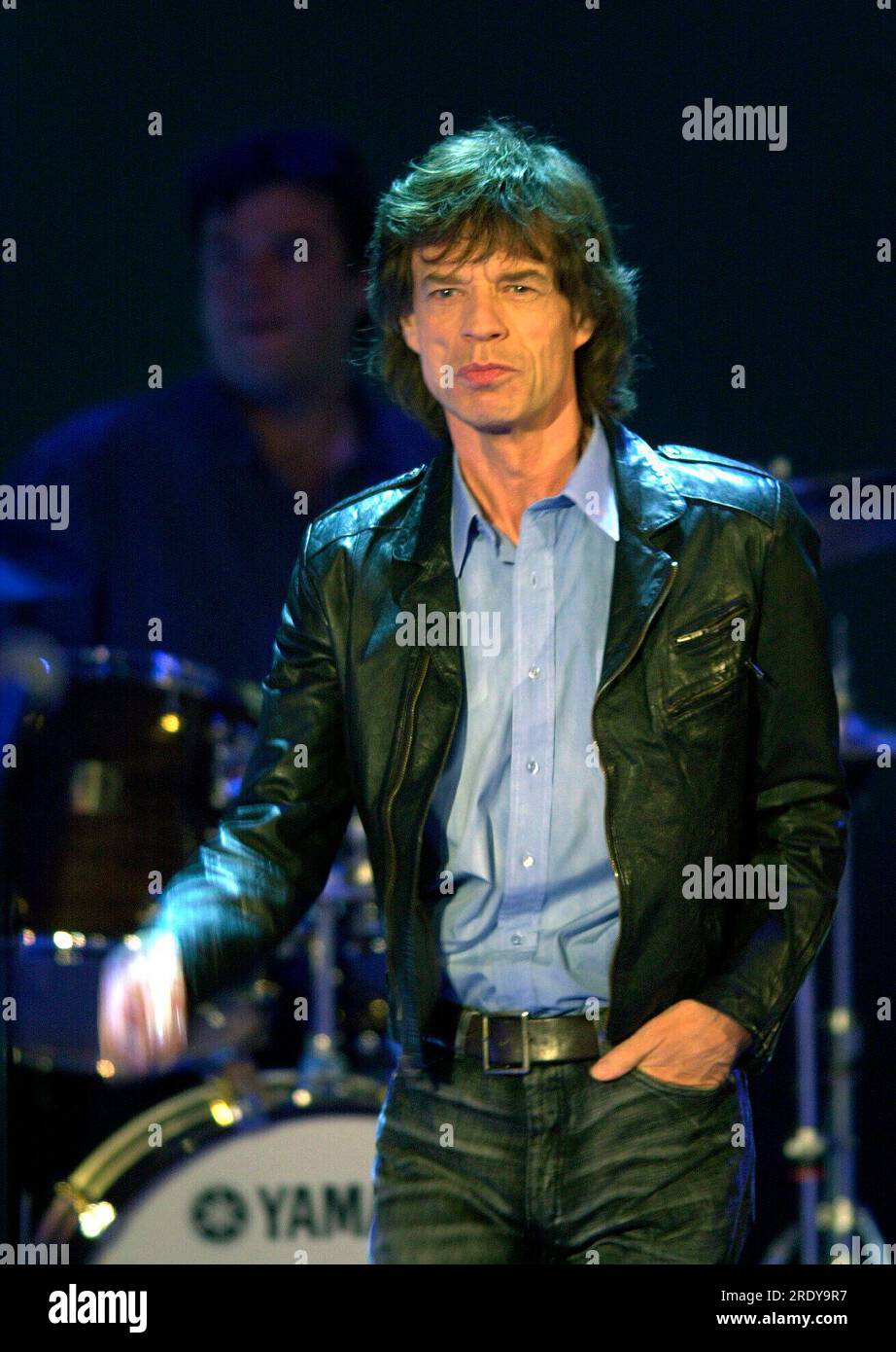 Brunswick, Deutschland. 26th Jan, 2002. ARCHIVE PHOTO: Mick JAGGER ...