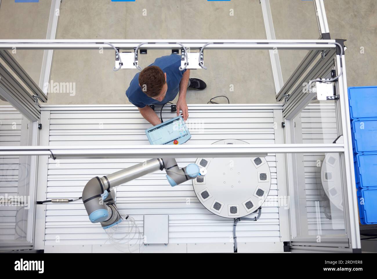 Modern engineer hi-res stock photography and images - Alamy