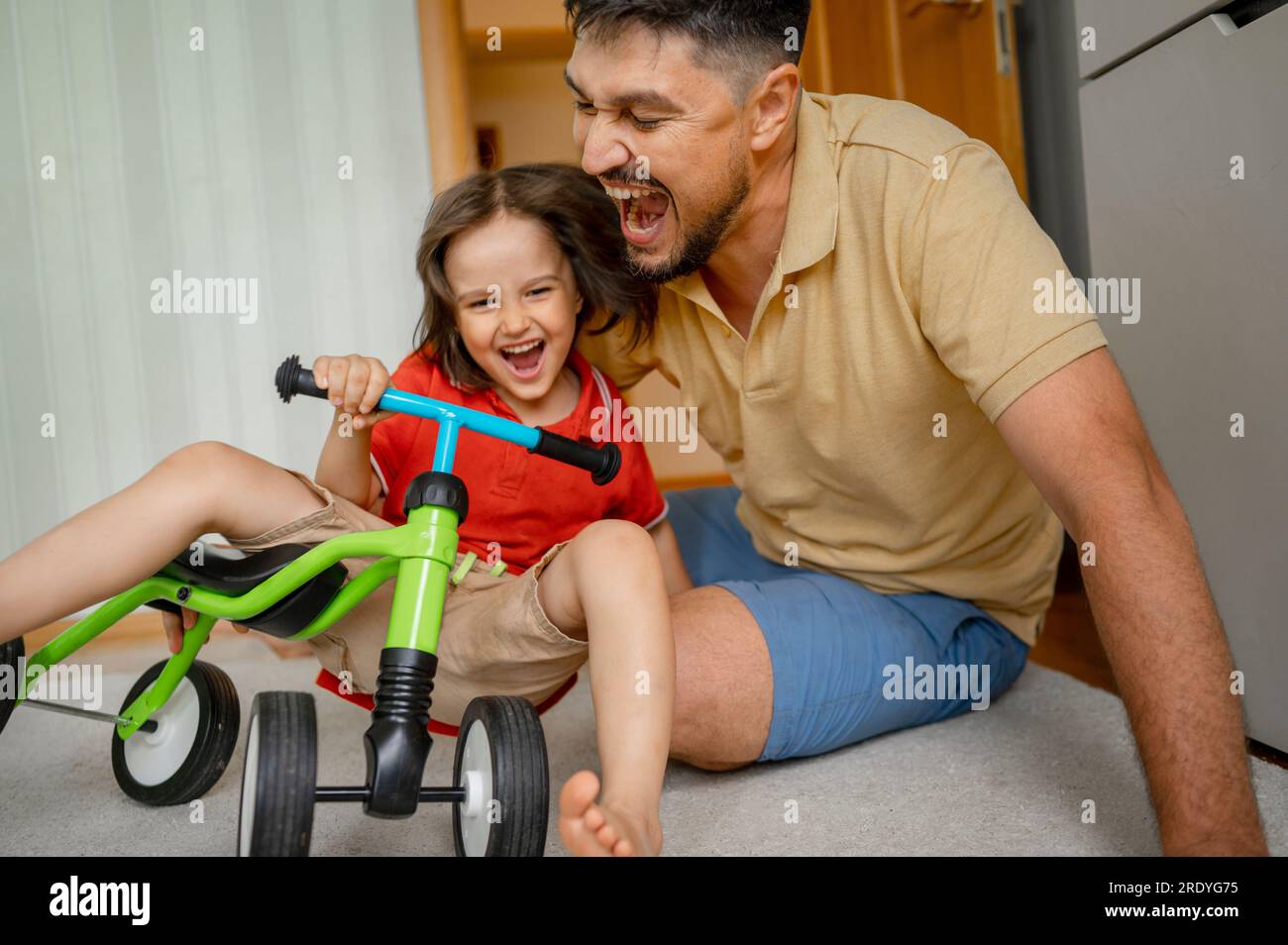 Happy cycle hi-res stock photography and images - Alamy