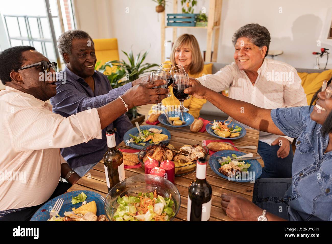 Cultural bonding hi-res stock photography and images - Alamy