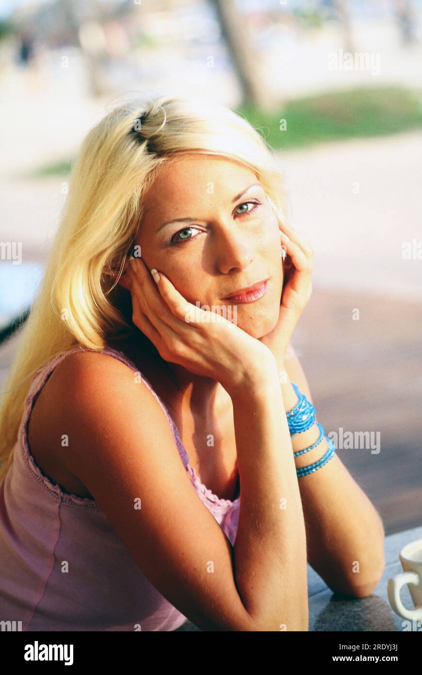 Simone Stelzer, österreichische Schlagersängerin und Schauspielerin ...