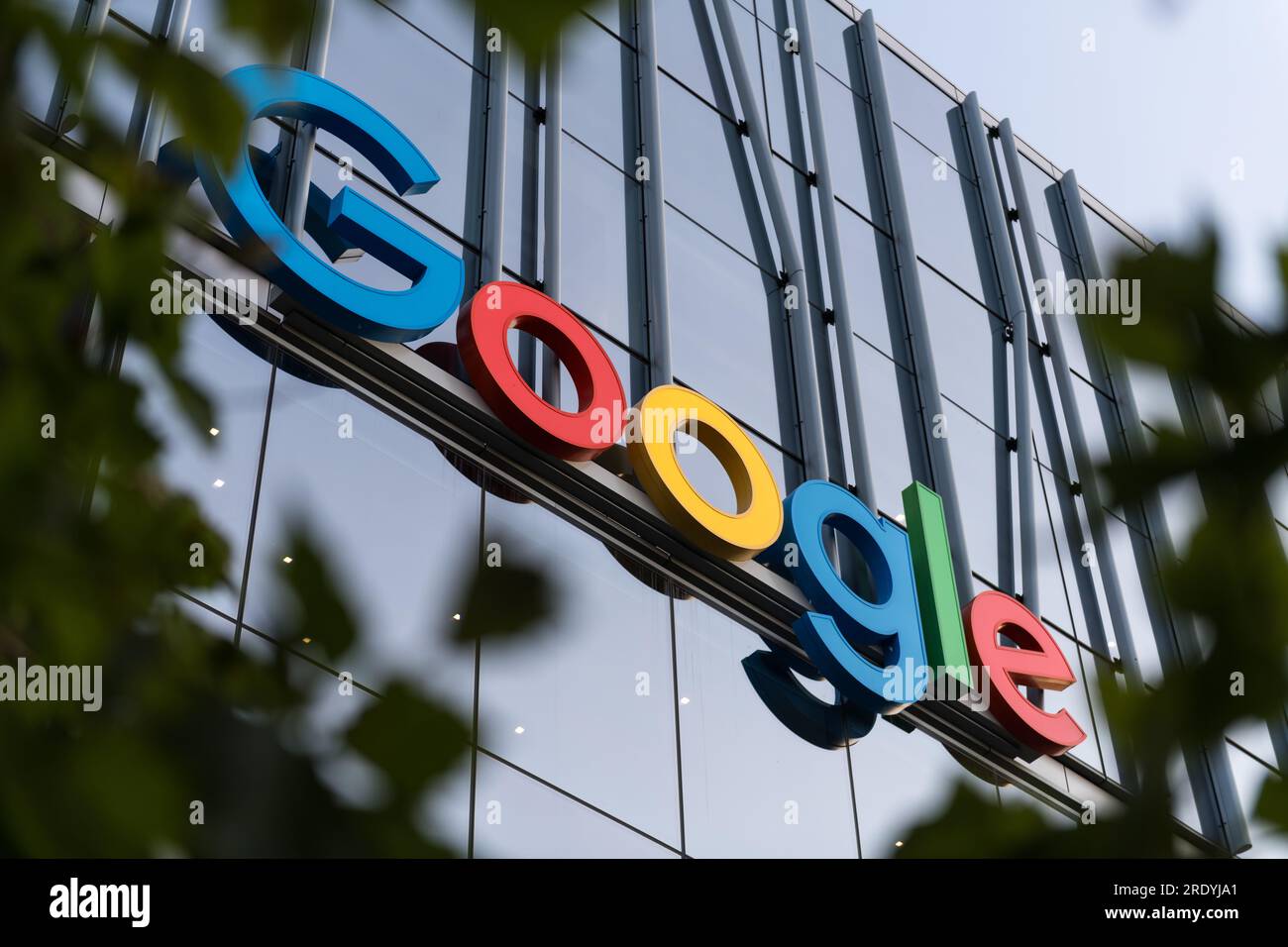 Google office in seattle hi-res stock photography and images - Alamy
