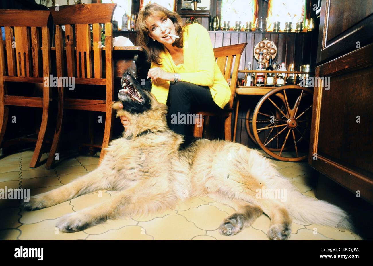 Petra Schürmann, ehemalige Miss World (1954), Moderatorin und ...