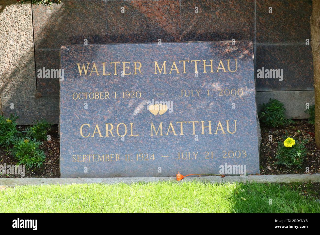 Los Angeles, California: WALTER MATTHAU and CAROL MATTHAU grave at ...