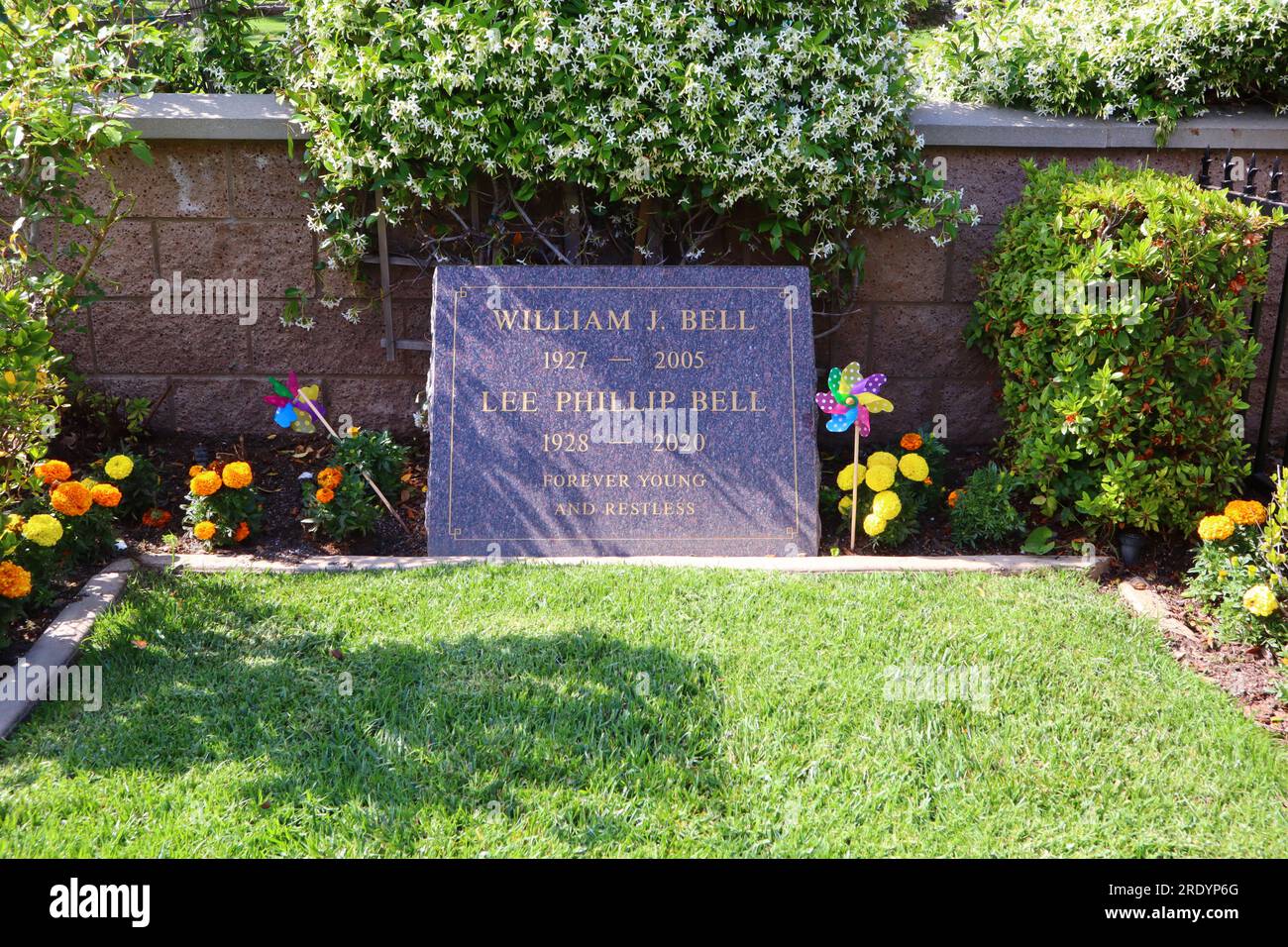 Los Angeles, California: WILLIAM J. BELL and LEE PHILLIP BELL grave at Pierce Brothers Westwood ...