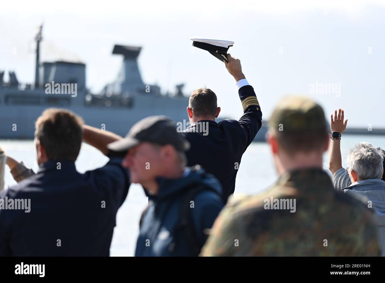 Naval formations hi-res stock photography and images - Alamy