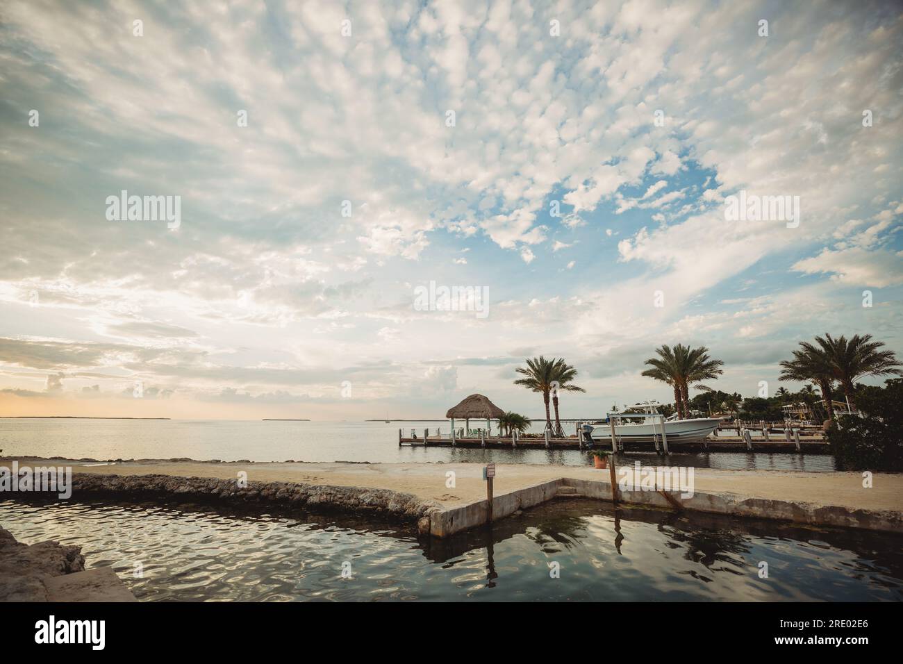 Yacht sunset keys hi-res stock photography and images - Alamy