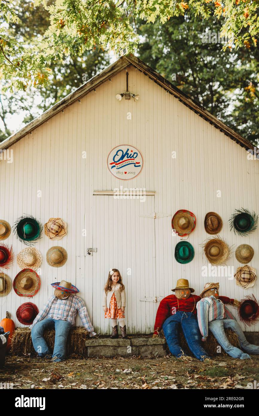 Little girl enjoying a Fall Festival in Ohio in October Stock Photo - Alamy