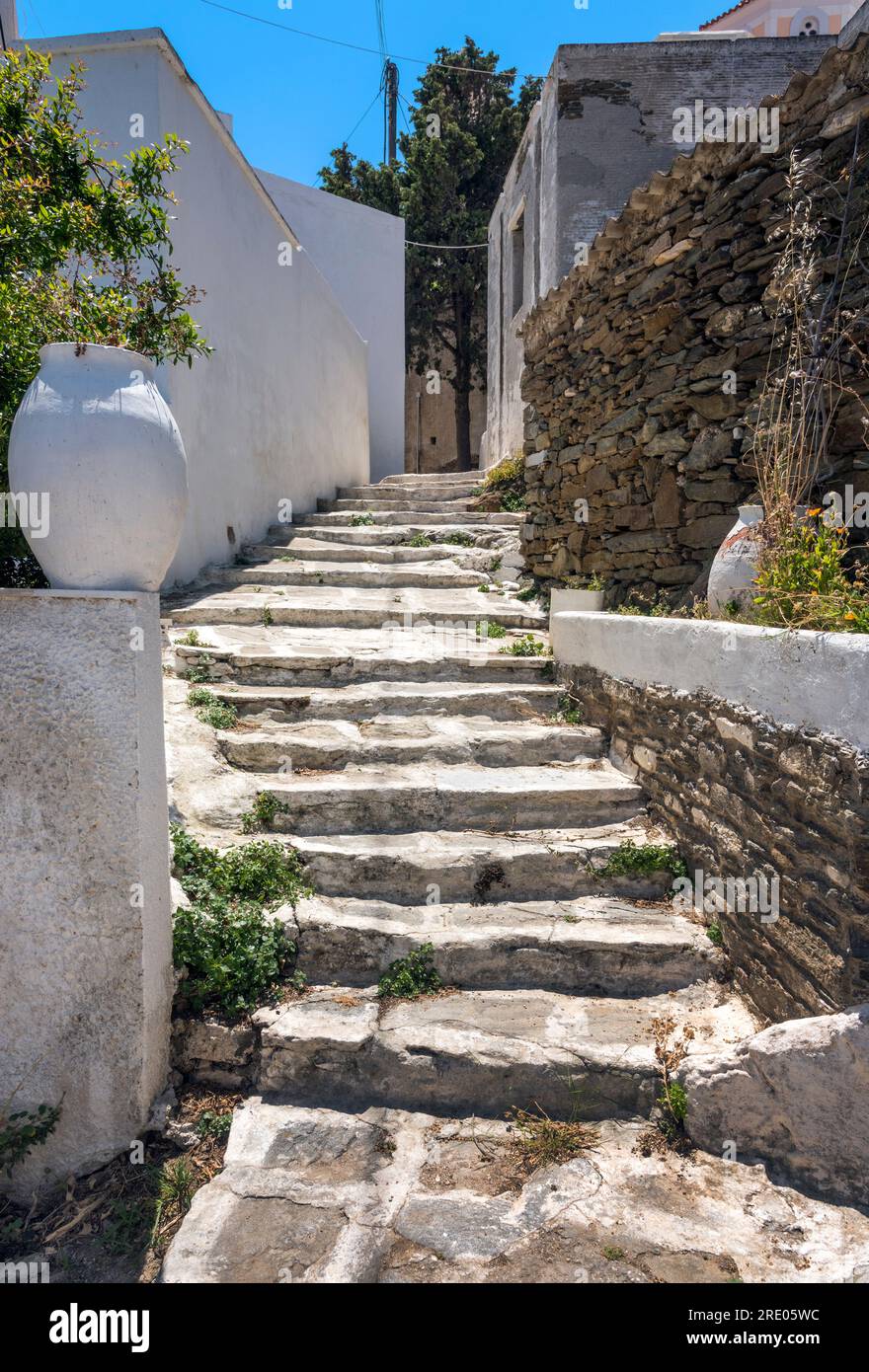 Back street in tinos hi-res stock photography and images - Alamy