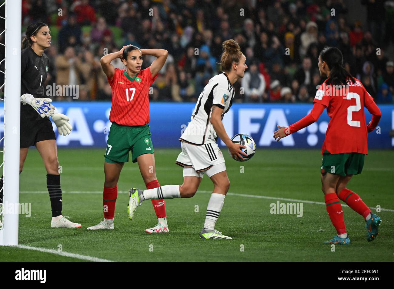 Women left out of group hi-res stock photography and images - Alamy