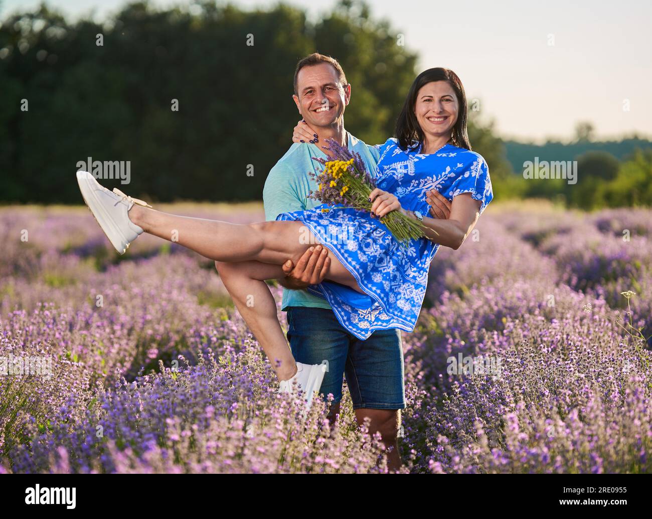 Couple having candid moment hi-res stock photography and images - Alamy