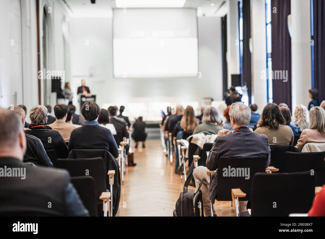 Prize award ceremony podium speech hi-res stock photography and images ...