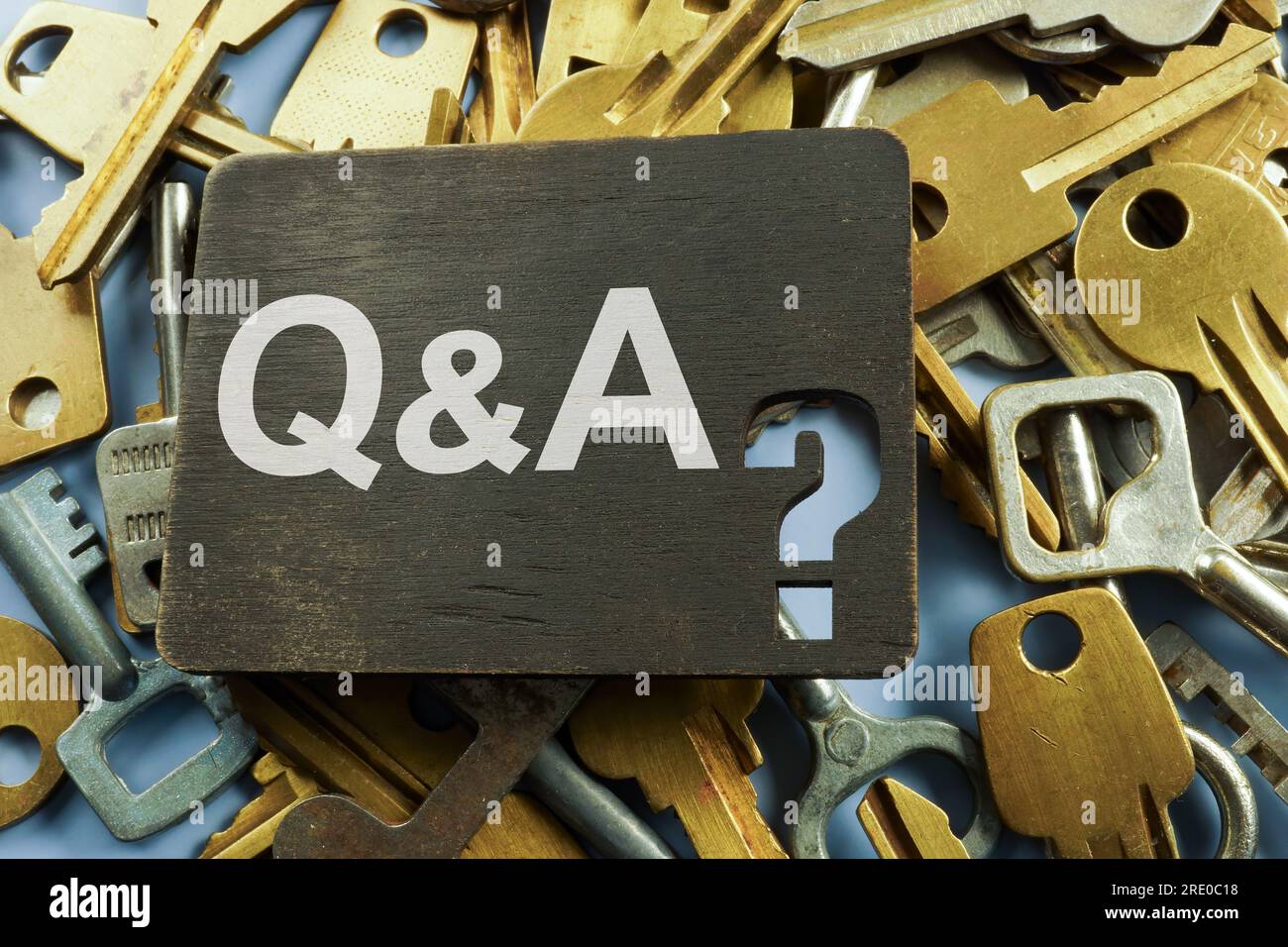 Questions answers concept hi-res stock photography and images - Alamy