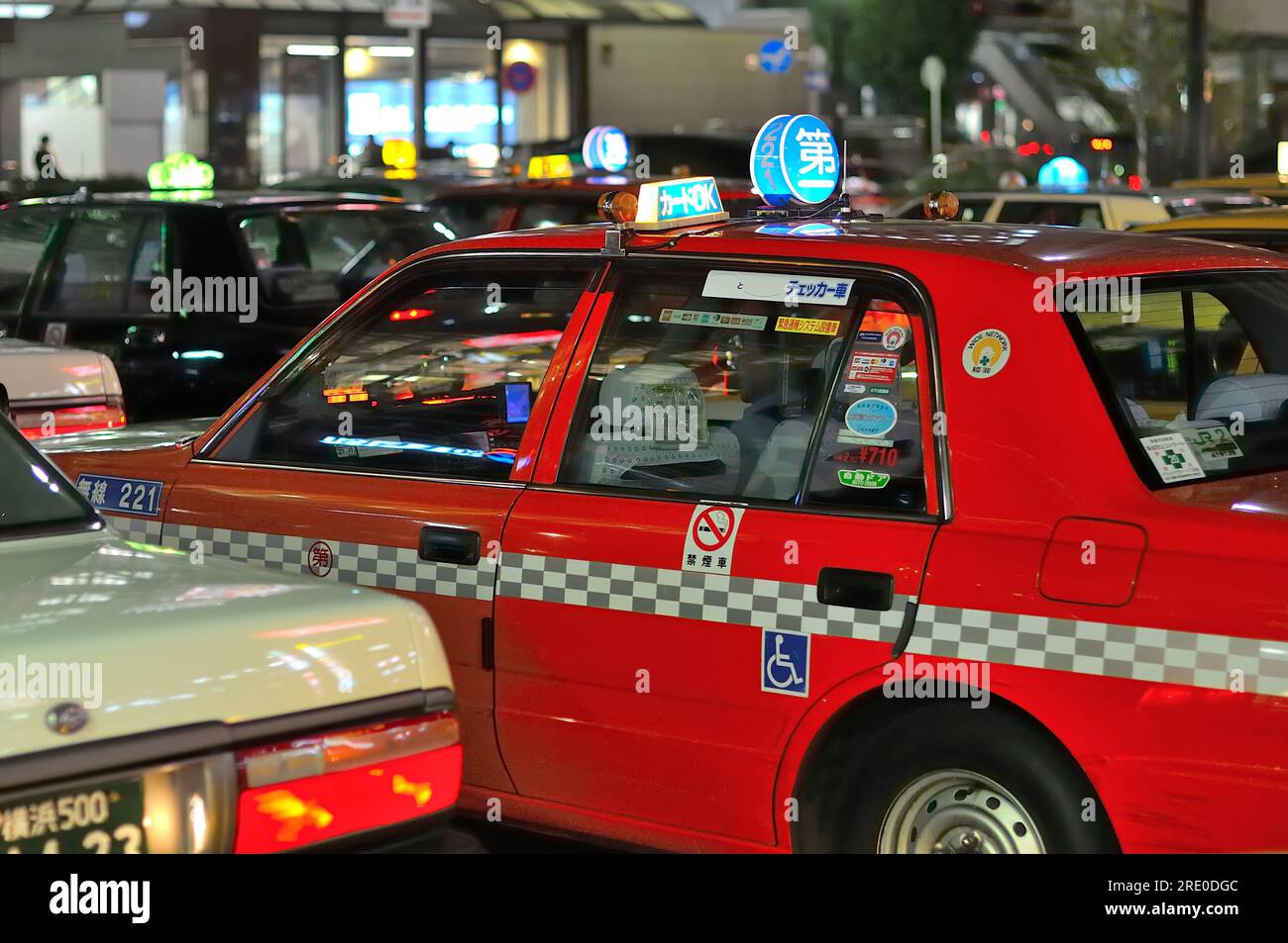 A Daiichi Taxi waiting for passengers at Yokohama JR station, Kanagawa ...