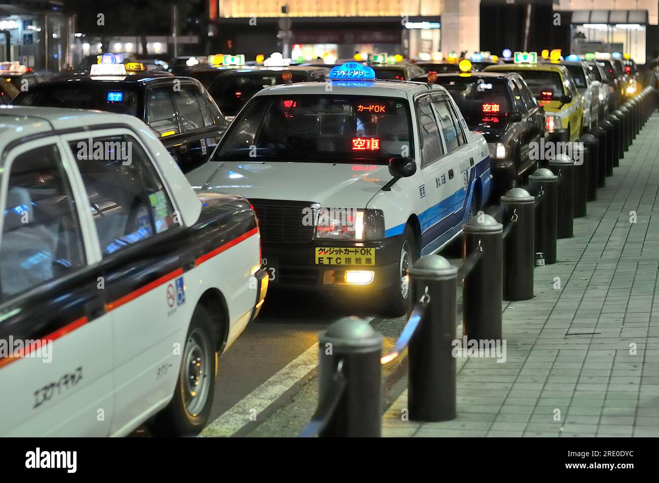 A line of Taxis waiting for passengers at Yokohama JR station, Kanagawa ...
