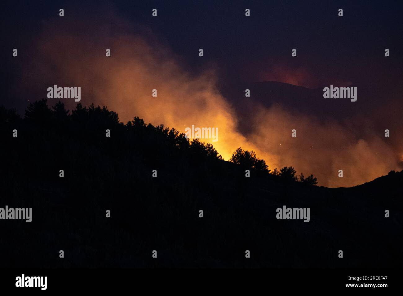 Fire smoke burning forest natural hi-res stock photography and images ...