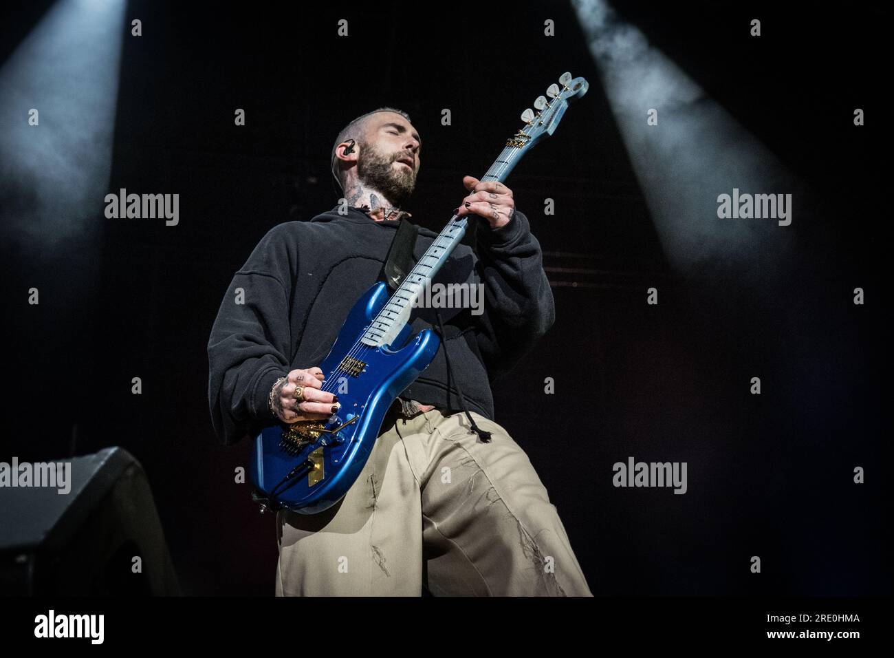 Maroon five band hi-res stock photography and images - Alamy