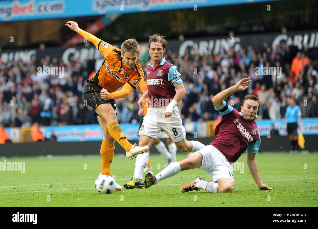 Mark noble football hi-res stock photography and images - Alamy