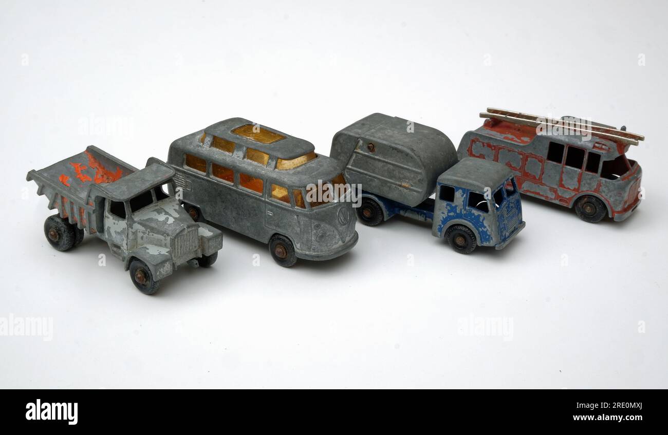 matchbox Lesley 1950 toy cars Stock Photo - Alamy