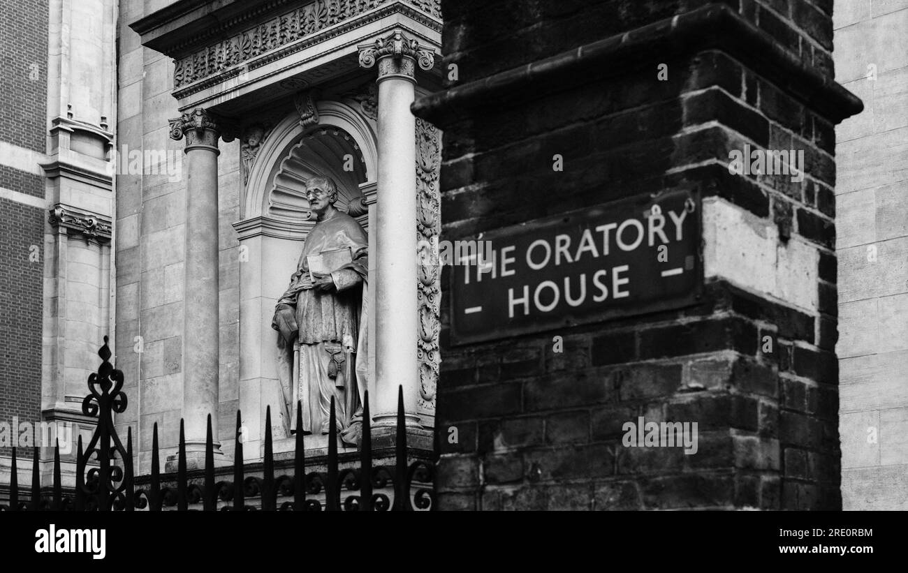 Cardinal house Black and White Stock Photos & Images - Alamy