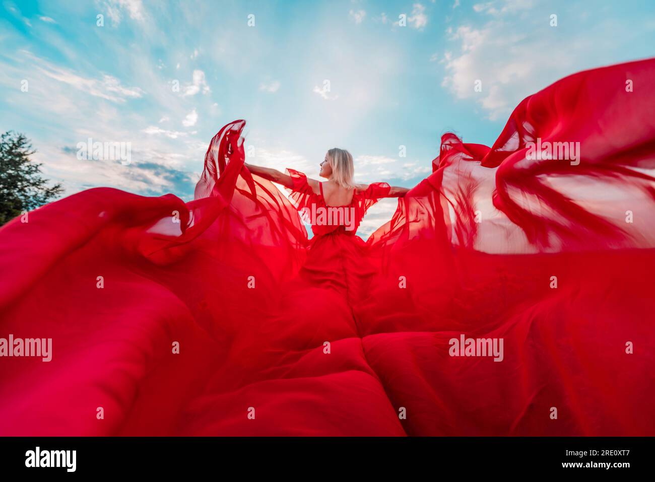 Fabric wind dance hi-res stock photography and images - Alamy