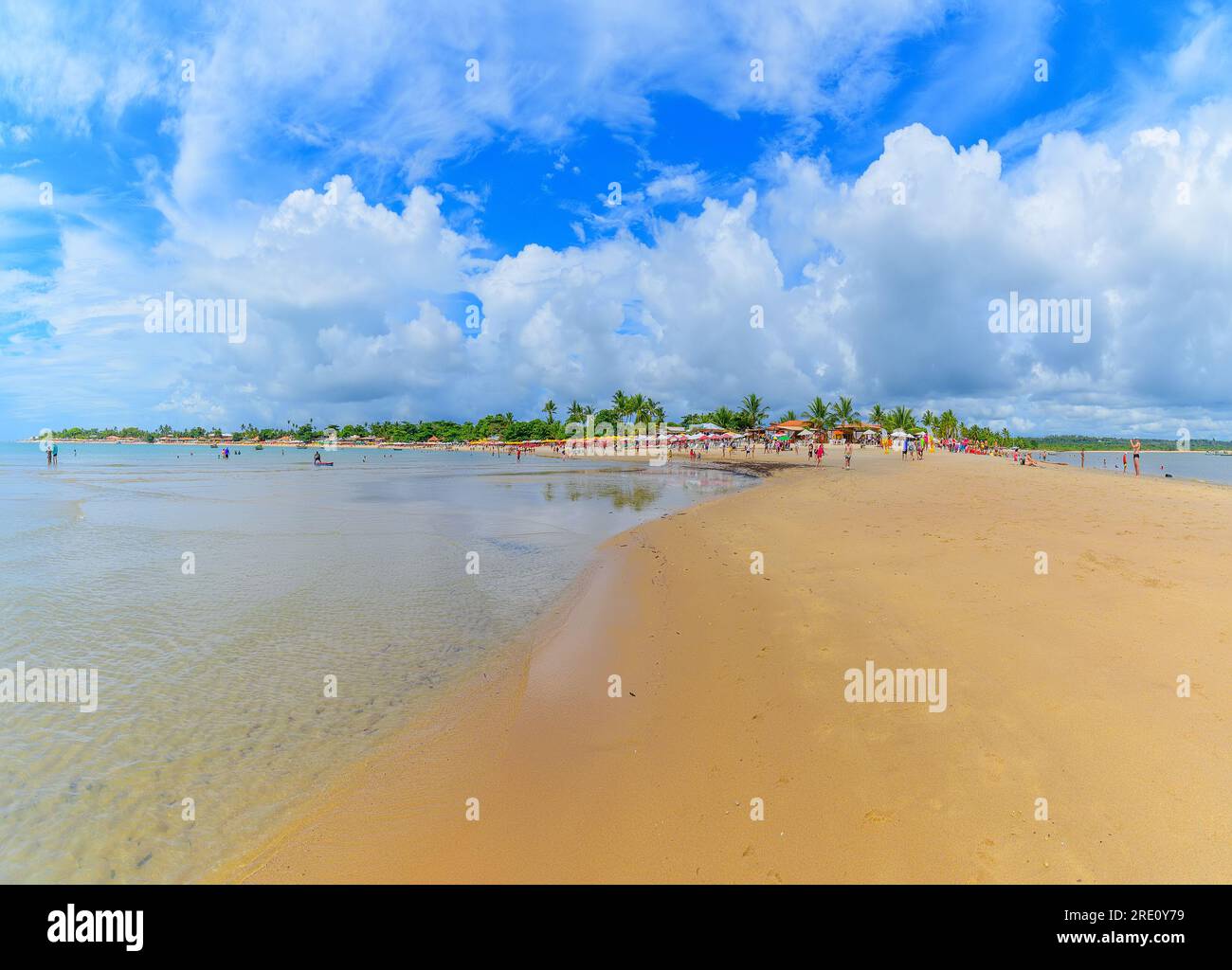 Beautiful landscape of Coroa Vermelha beach, tourist destination of ...