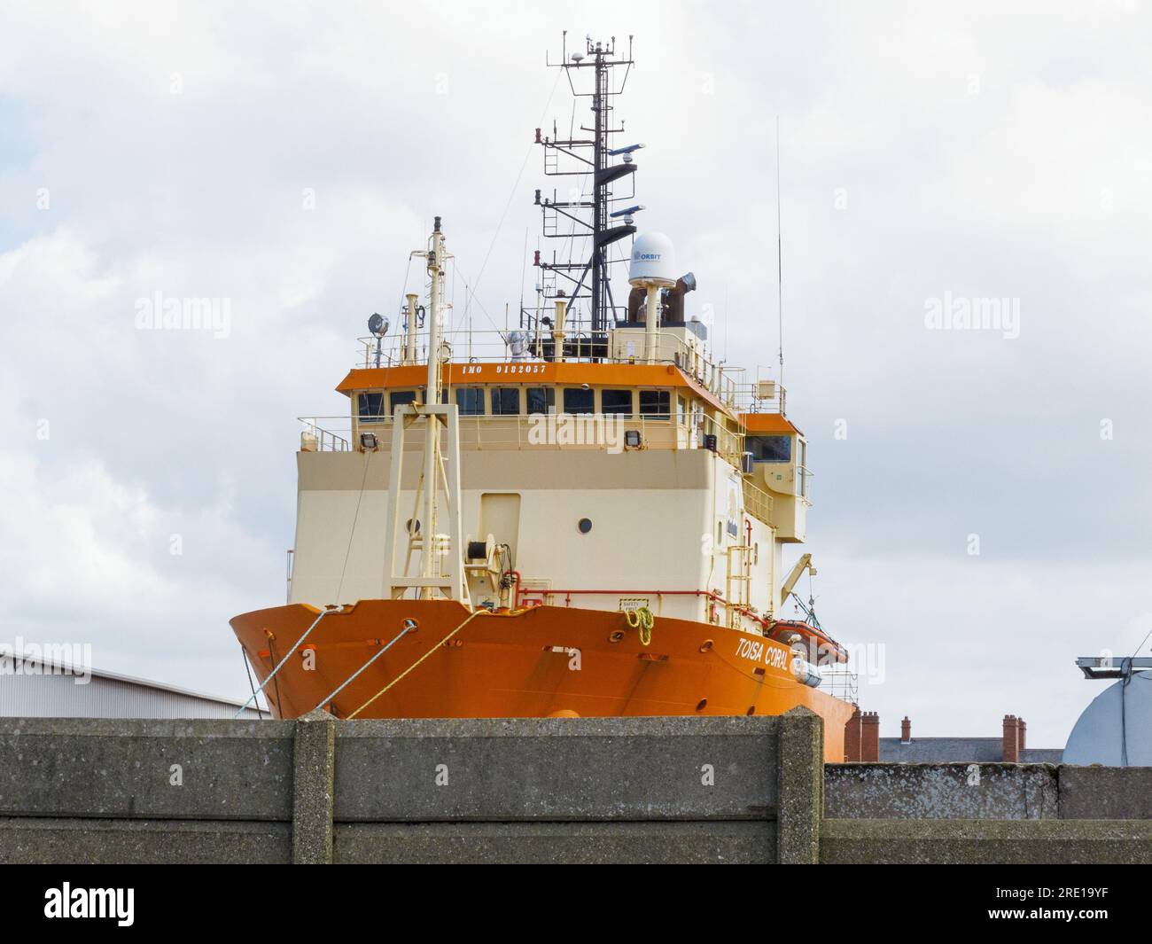 A ship at Goole port Stock Photo - Alamy