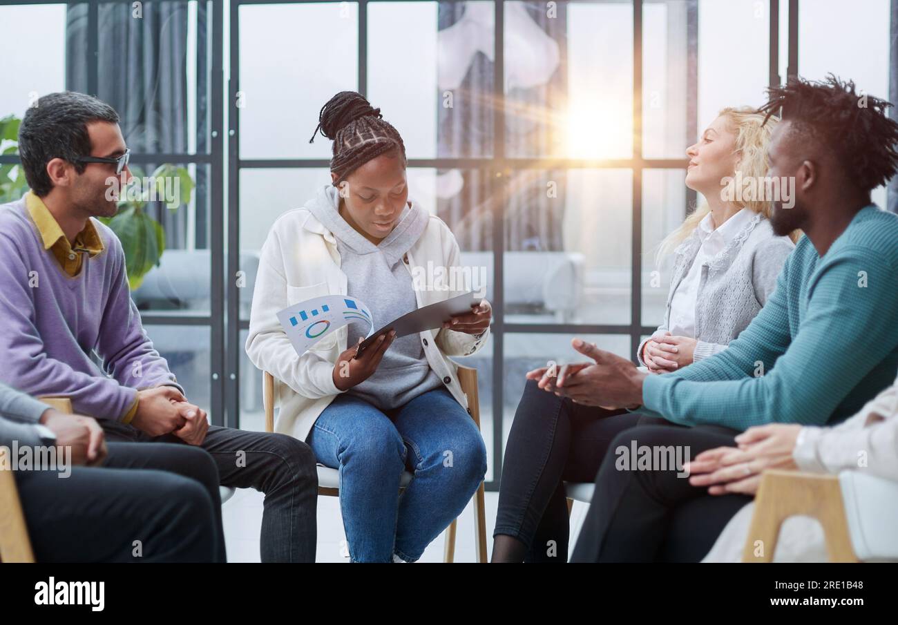 Multiethnic multi ethnic group discussion hi-res stock photography and ...