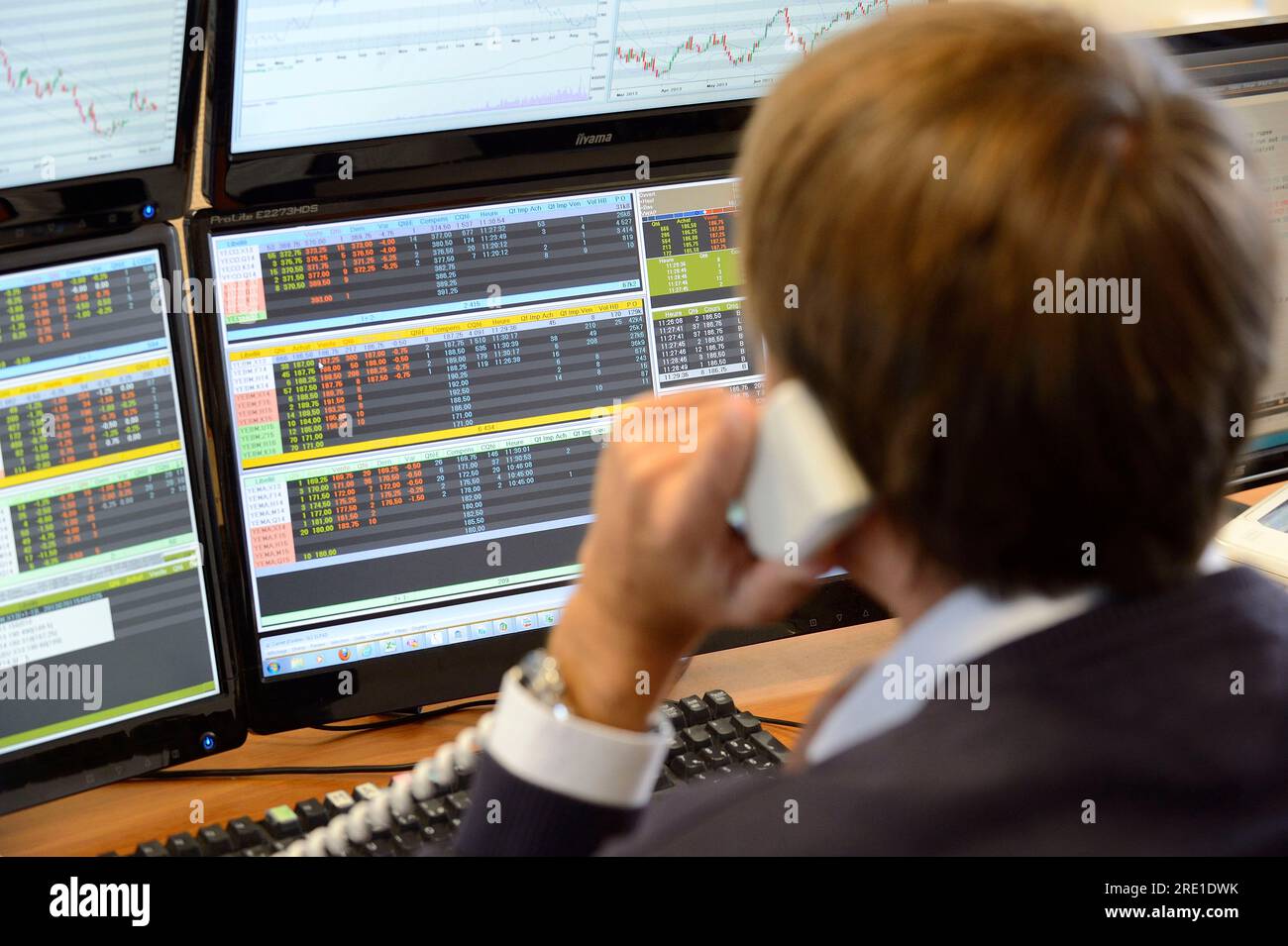 Trading room hi-res stock photography and images - Alamy