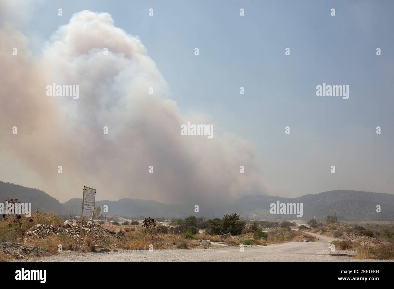 Greece. 24th July, 2023. Smoke from the forest fires on the island of ...