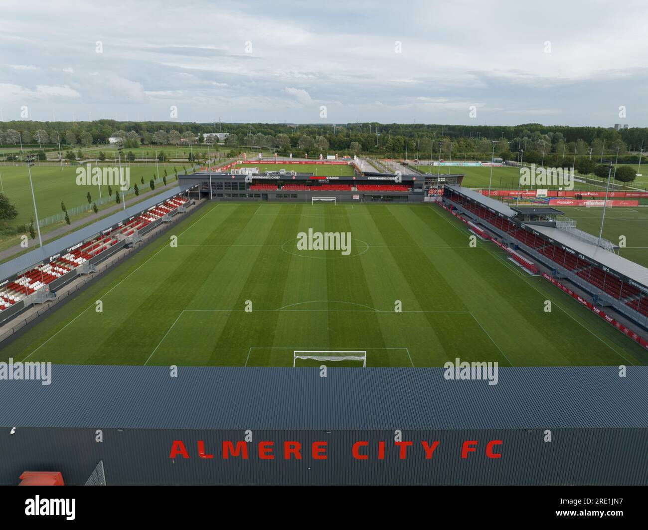 Yanmar stadium architecture hi-res stock photography and images - Alamy