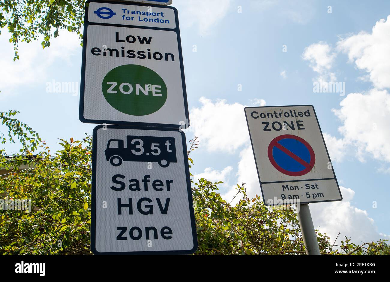 Uxbridge, UK. 20th July, 2023. An Low Emission Zone sign in Uxbridge ...