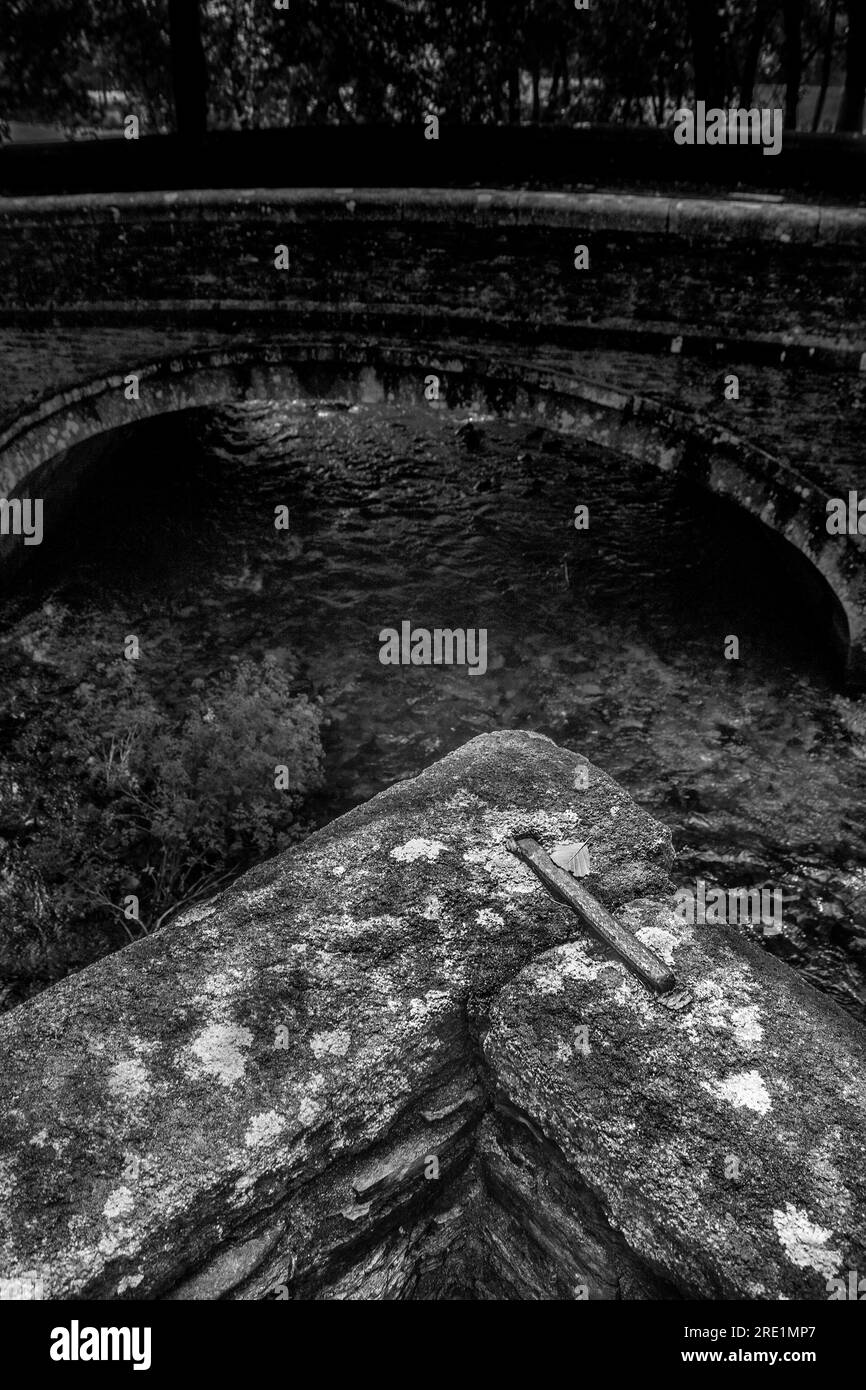 Bridge corner detail hi-res stock photography and images - Alamy